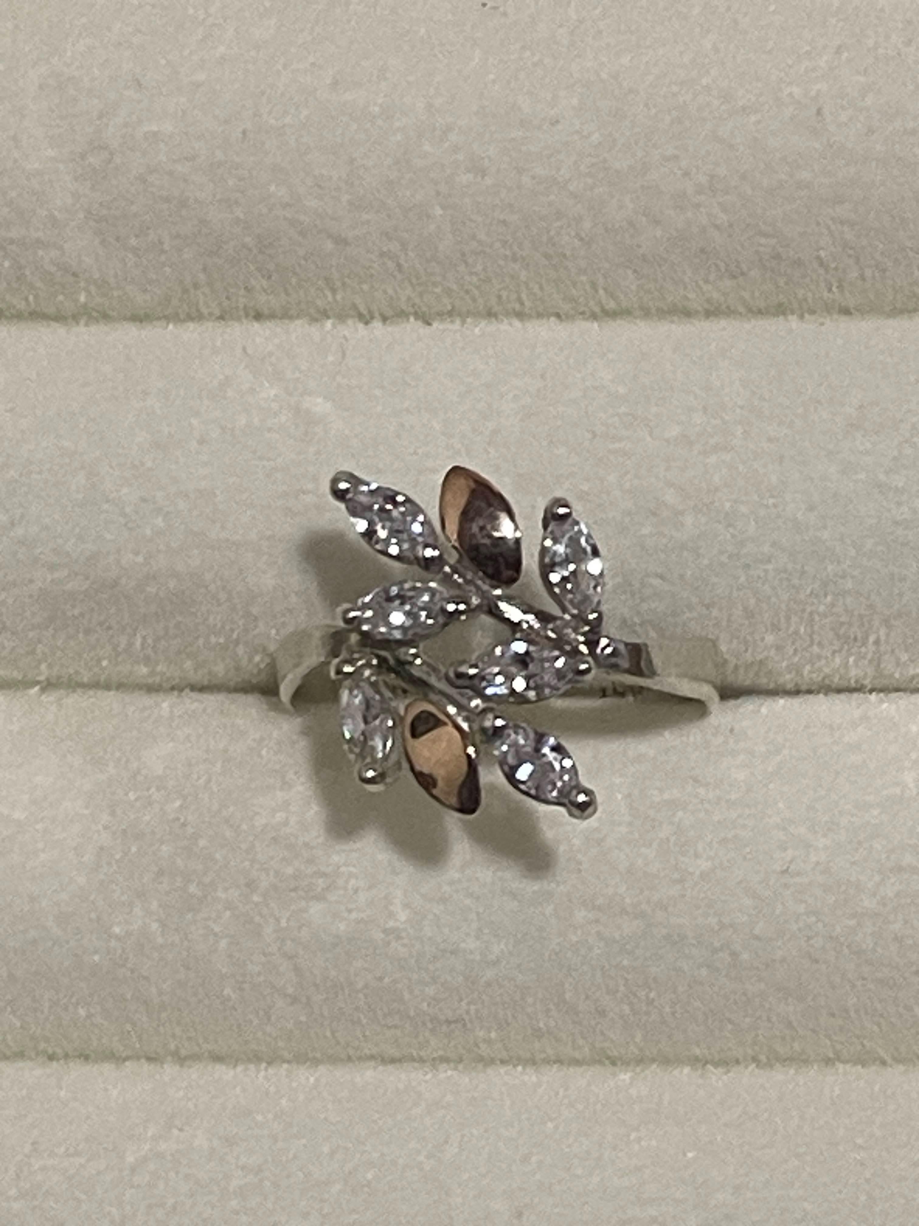 dr240 t01 Anillo – sofve